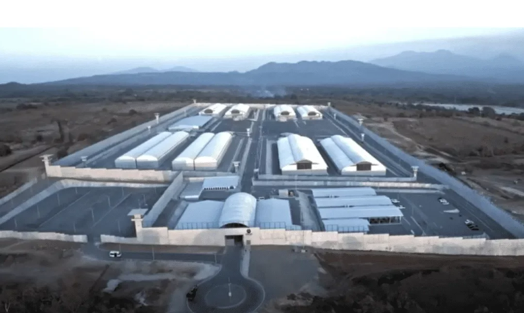 X-ray of CECOT reveals its true capacity and lack of workshops ...