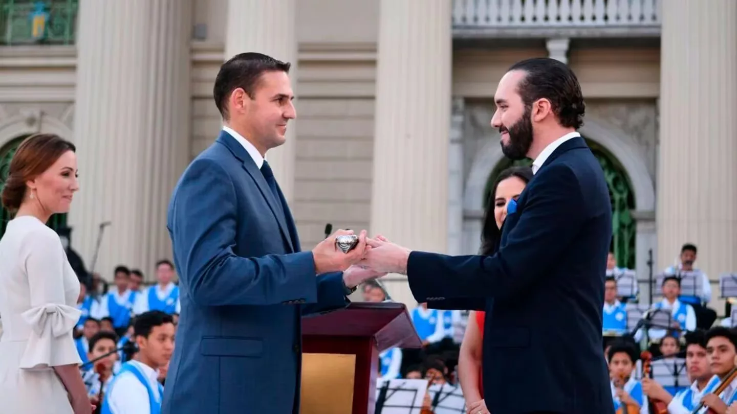 The story of the Muyshondt cousins, who went from being allies of ...